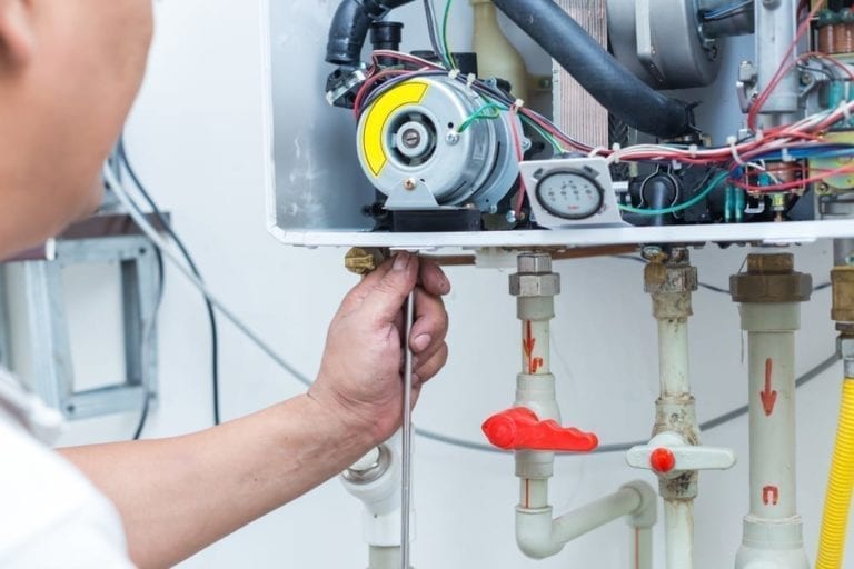 7 Ways to Troubleshoot a Malfunctioning Furnace | WM henderson